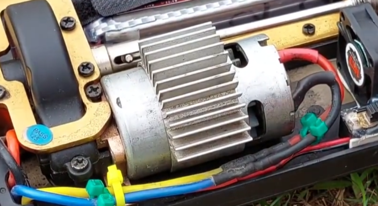 16 Ways to Make Your RC Car Faster – Hobbytires – Professional RC hobby ...